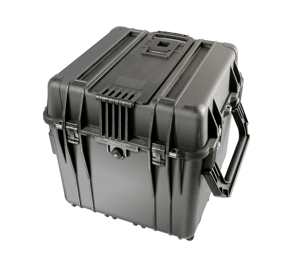 PELI 0340 CUBE CASE Internal dimensions 457x457x457mm, with padded ...